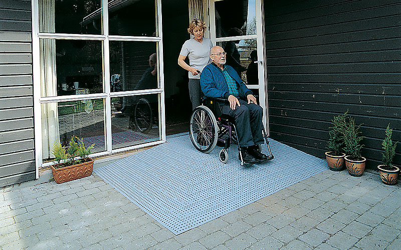 Access Ramp 16 x 390 mm :: Plasty.OnLine